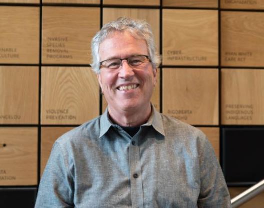 Professor Thomas Burbacher retires after 49 years at WaNPRC ...